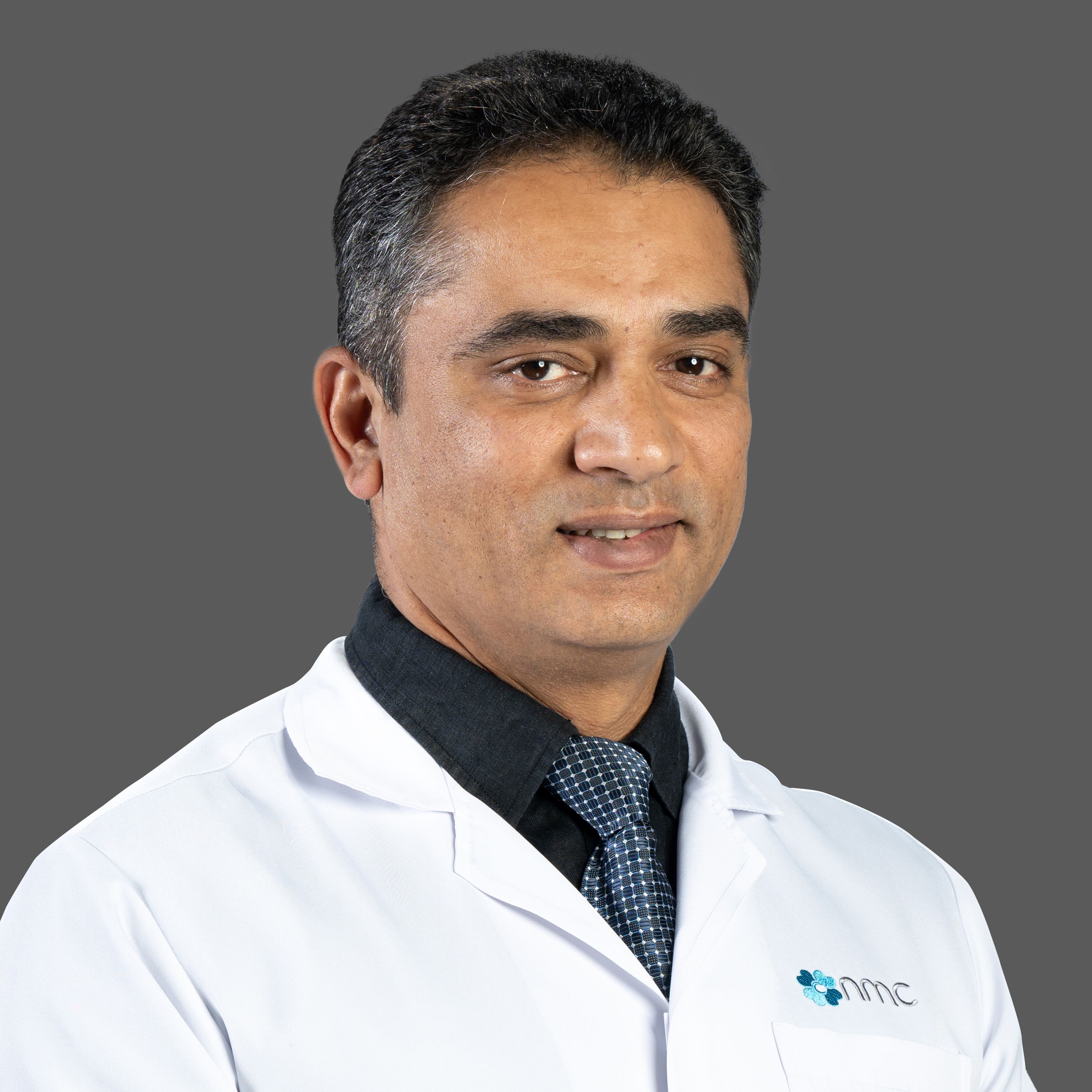 Dr. Abhishek Dadhich – Expert Orthopaedic & Trauma Surgeon in DIP, Dubai | NMC Healthcare